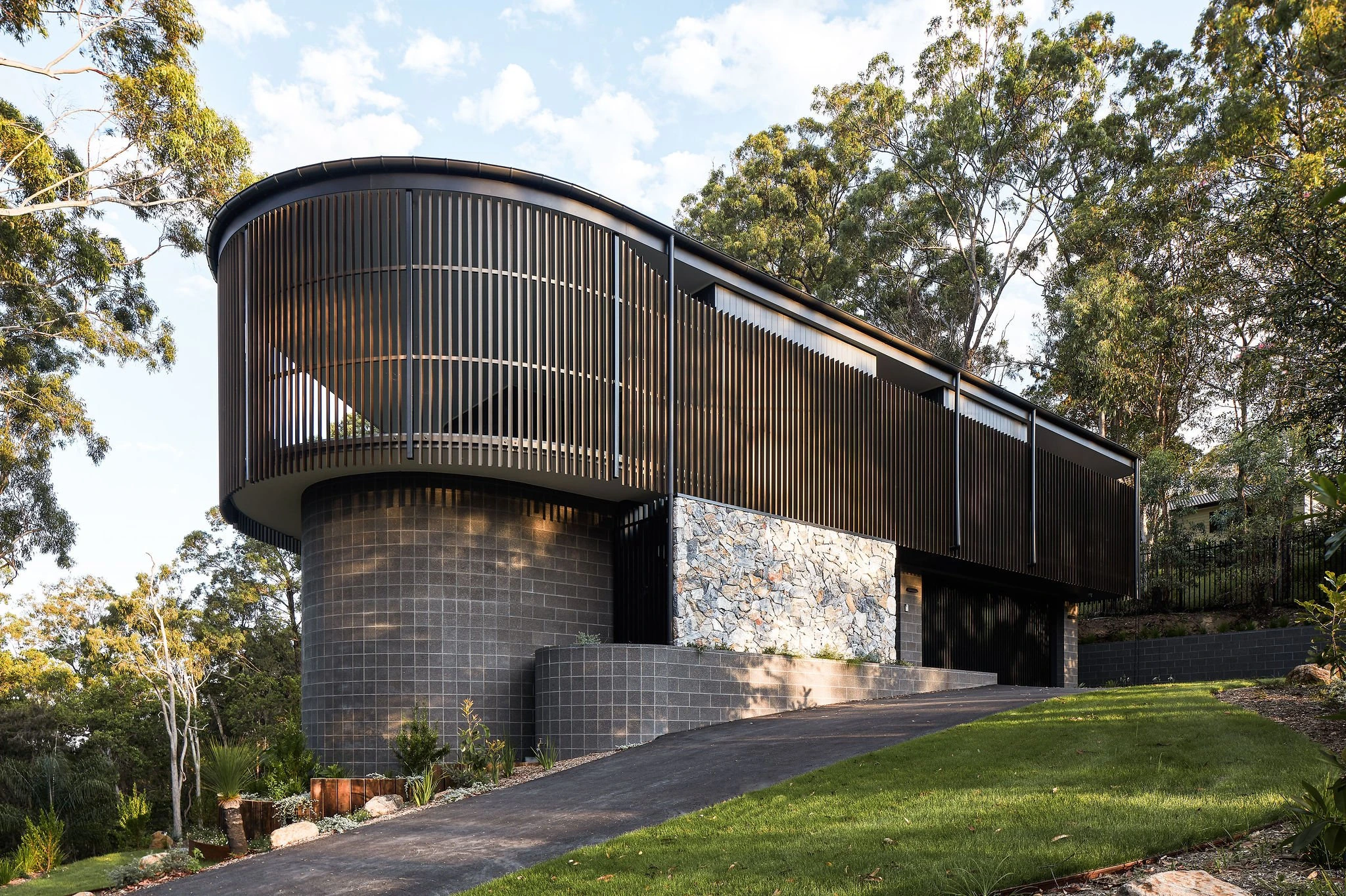 Ridge Residence - memararchitects